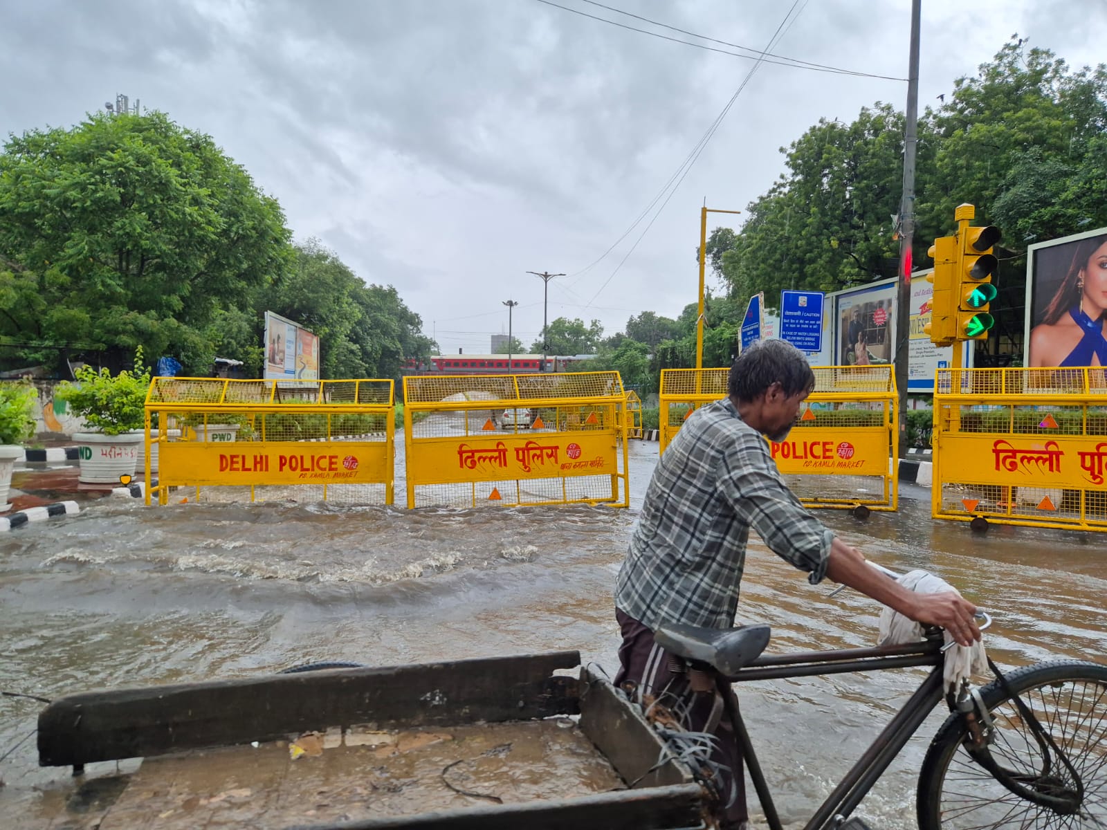 Delhi Government Suspends PWD Engineer Over Minto Bridge Waterlogging After Heavy Rainfall