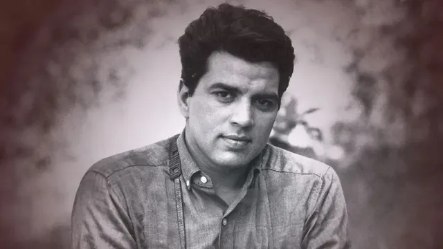 Top 10 Dharmendra Dialogues That Made Him a Bollywood Legend ...